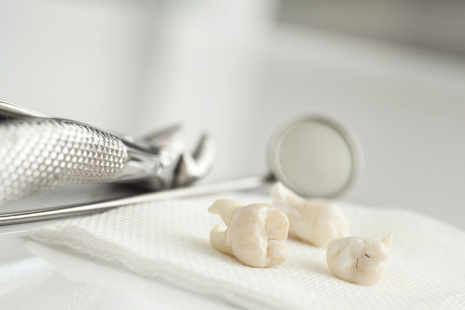 Macrodontia: Big Teeth Syndrome: Can it Be Treated?Dental News